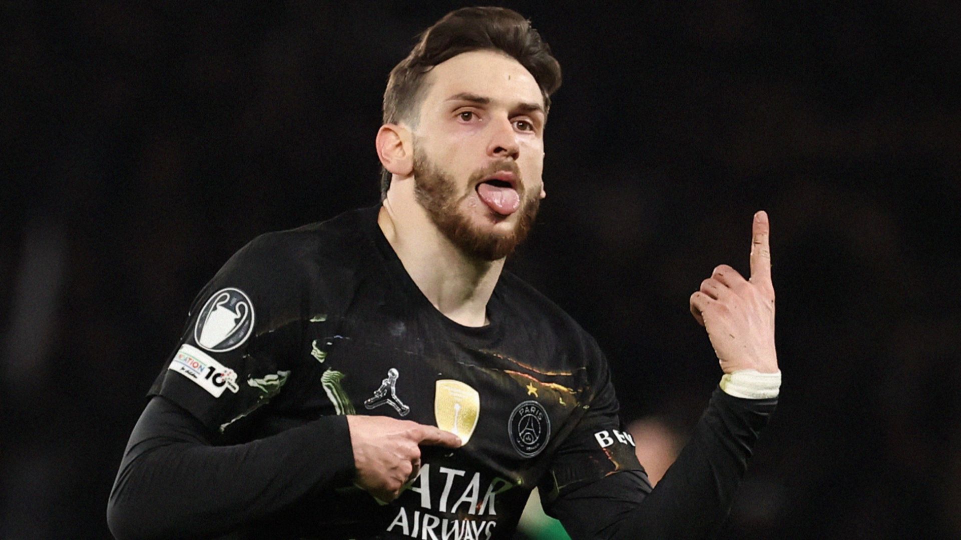 Arsenal weigh up audacious transfer bid to sign Khvicha Kvaratskhelia from PSG | Goal.com US